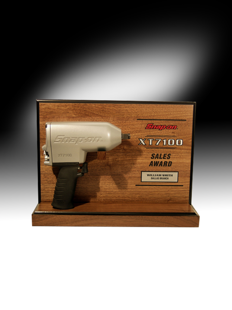Snap-on XT7100 Tool Sales Custom Award | Lane Award