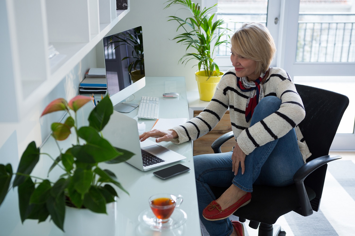 Tips for Staying Successful While Working from Home | Lane Award